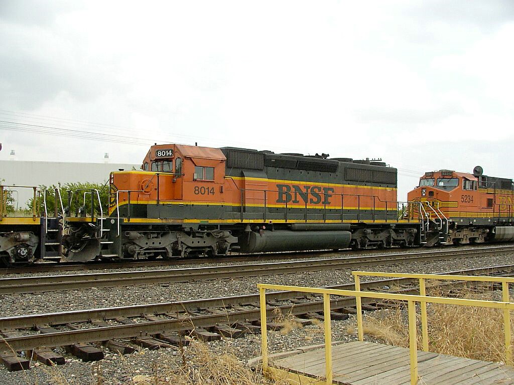 BNSF 8014